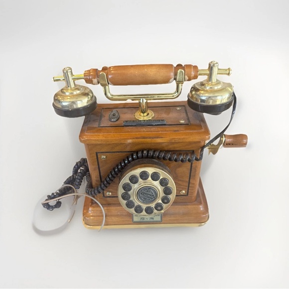 Office | Vintage Wooden Telephone Thomas Collectors Edition 1926 ...